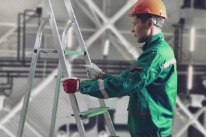 8 Best Workplace Ladder Safety Tips and Regulations - Safety First ...
